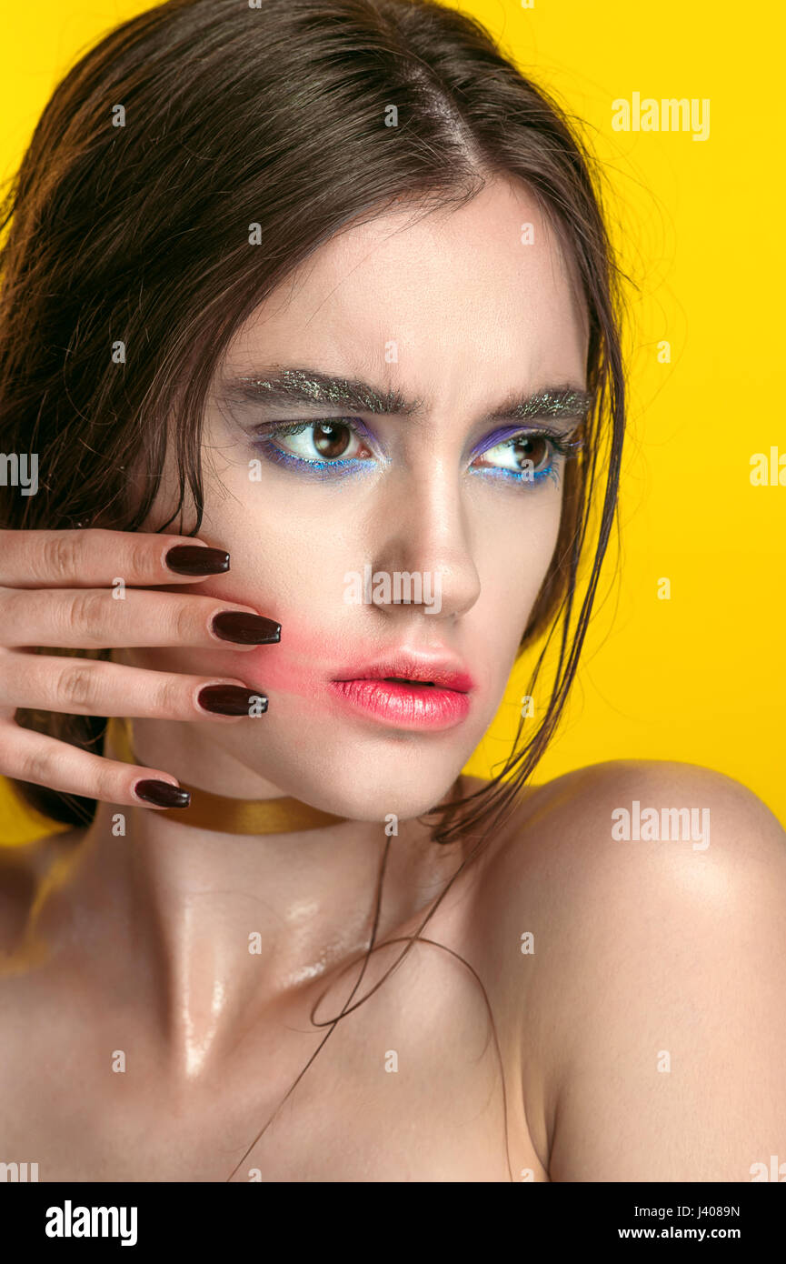 Beauty Girl Portrait with Vivid Makeup. Fashion Woman portrait close up ...