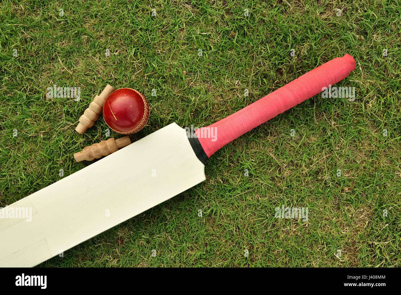 Cricket equipment hi-res stock photography and images - Alamy