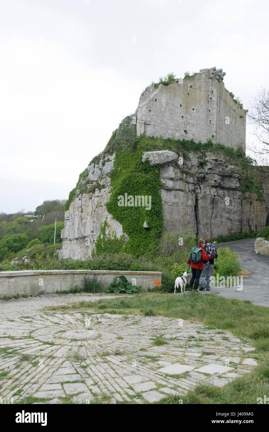 Church Ope Cove Rufus Bow and Arrow Castle Portland Dorset UK Stock ...