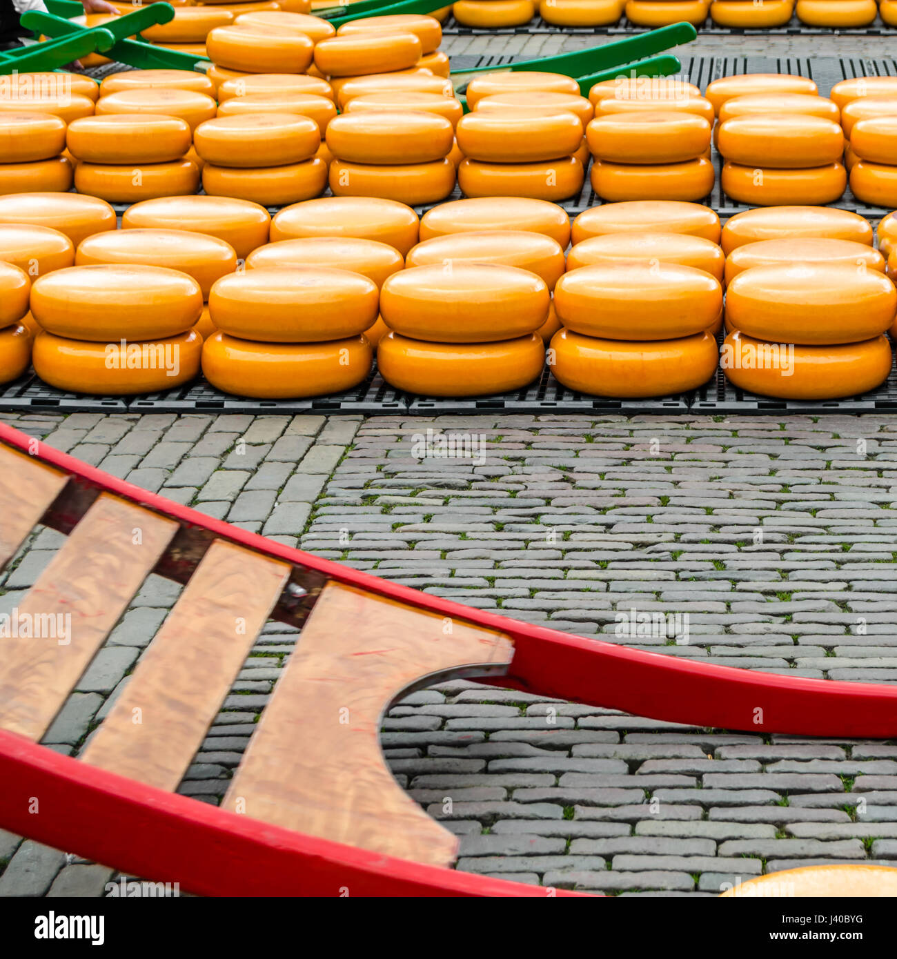Traditional Dutch cheese market in Alkmaar, the Netherlands Stock Photo ...