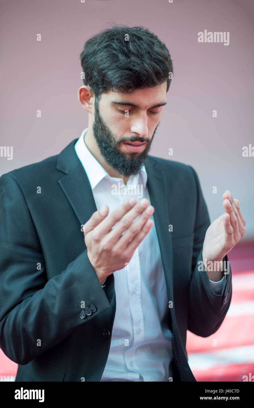 Back view young muslim man hi-res stock photography and images - Alamy