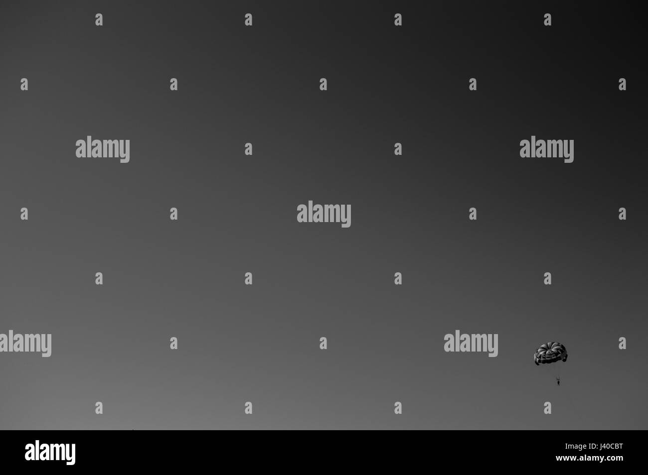 Black paragliding Black and White Stock Photos & Images - Alamy