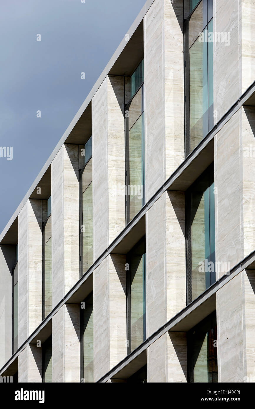 Travertine architecture hi-res stock photography and images - Alamy