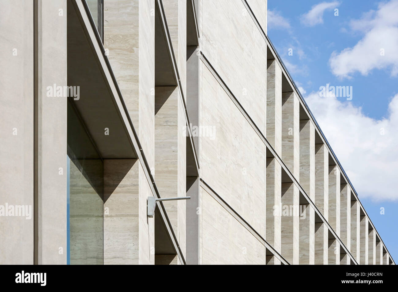 Angular facade hi-res stock photography and images - Alamy