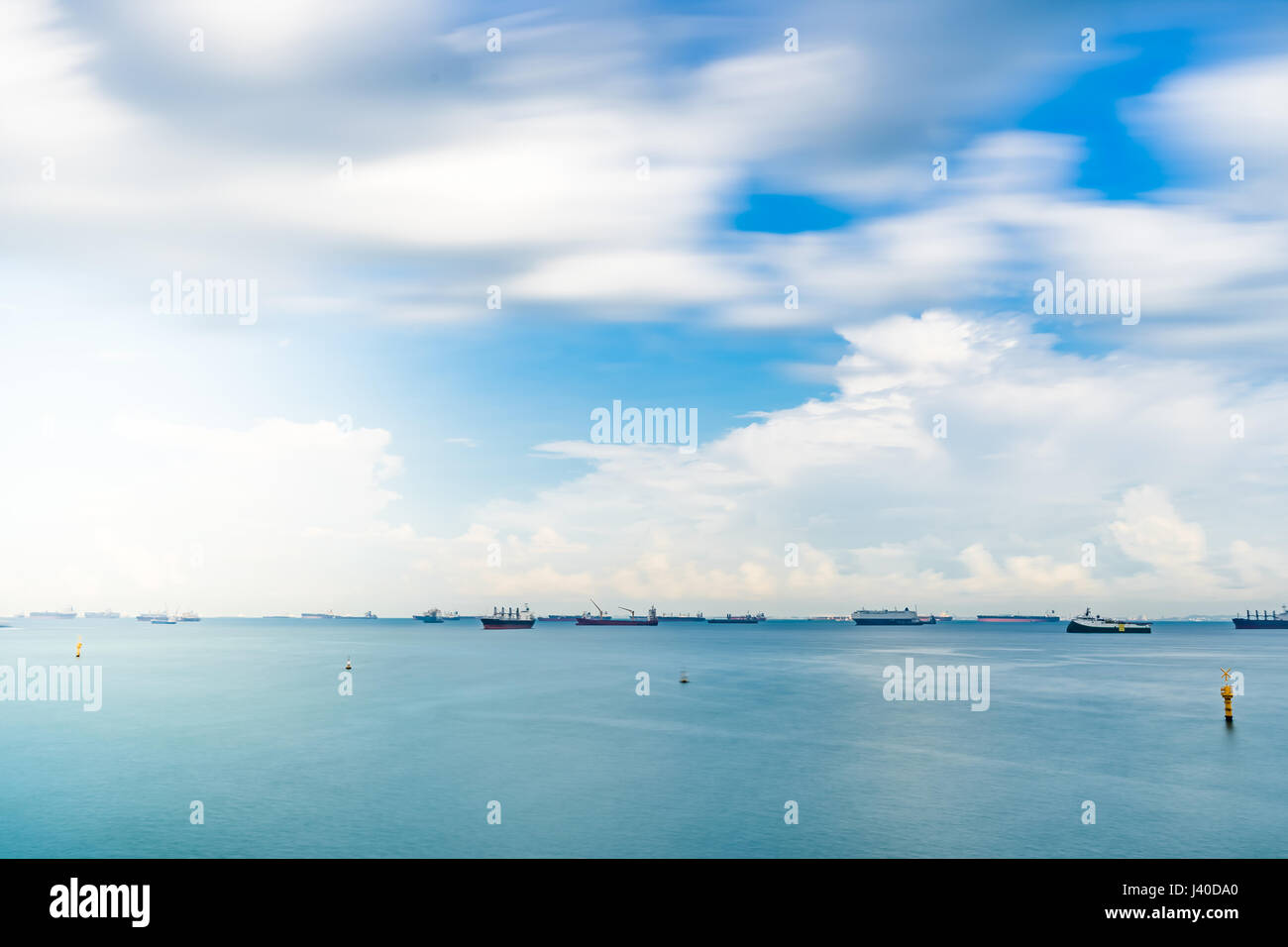 Green ship container High Resolution Stock Photography and Images - Alamy