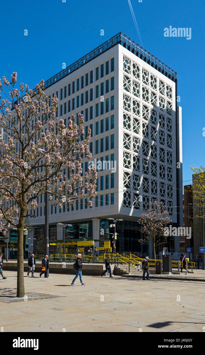 The 'Two St. Peter's Square' building (SimpsonHaugh and Partners 2017 ...