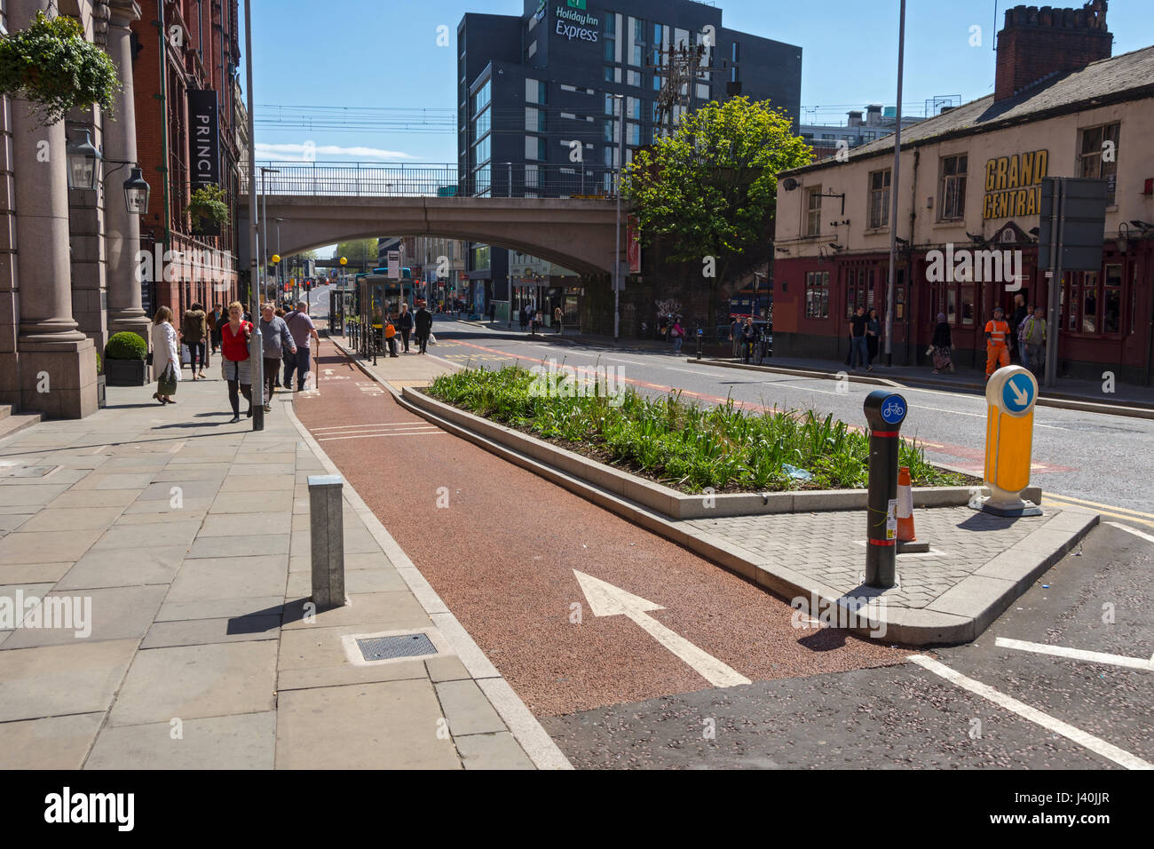 Segregated cycle lane hi-res stock photography and images - Alamy