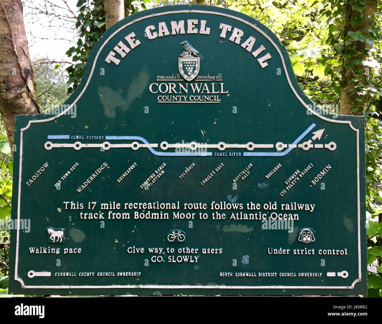 Bike trail map hi-res stock photography and images - Alamy