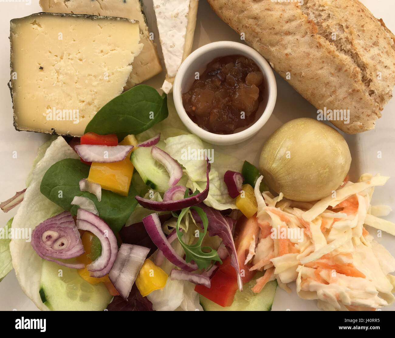 Ploughman lunch hi-res stock photography and images - Alamy