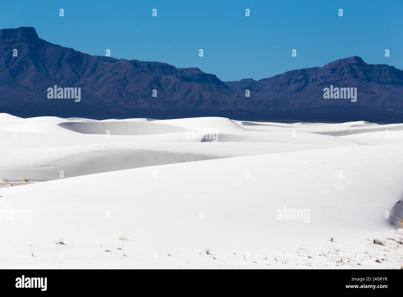 white sands national monument Stock Photo - Alamy