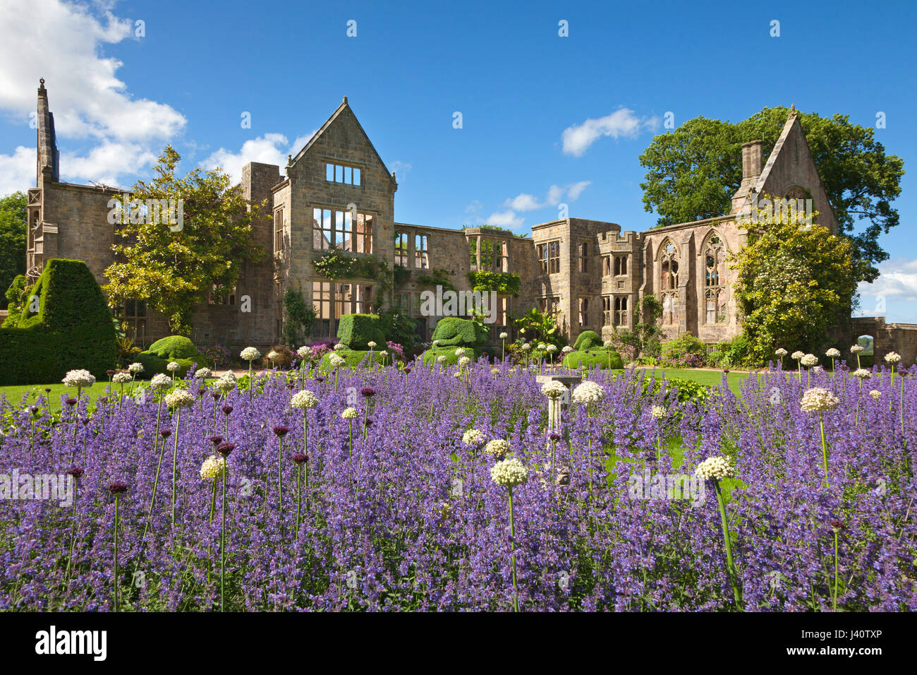 Ruins of the manor house, Nymans Garden, Handcross, West Sussex, Great ...