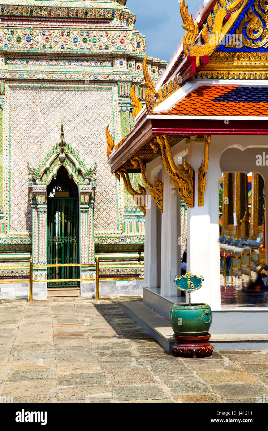kho samui bangkok in thailand incision of the buddha gold temple Stock ...