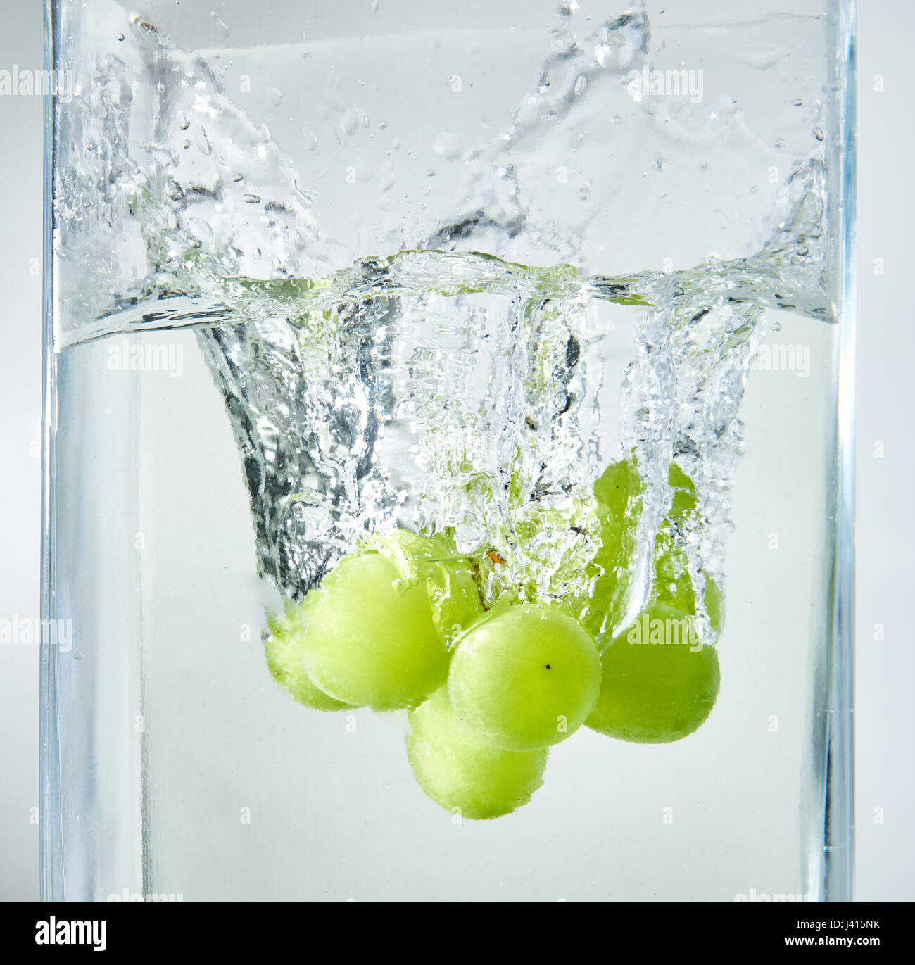 Grapes water hi-res stock photography and images - Alamy