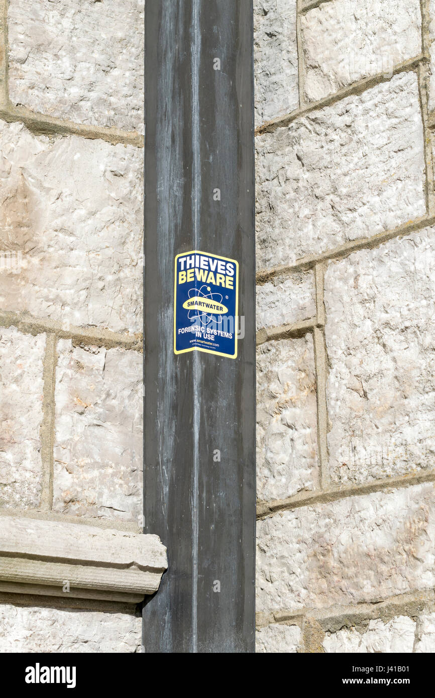 Forensic smartwater system hi-res stock photography and images - Alamy