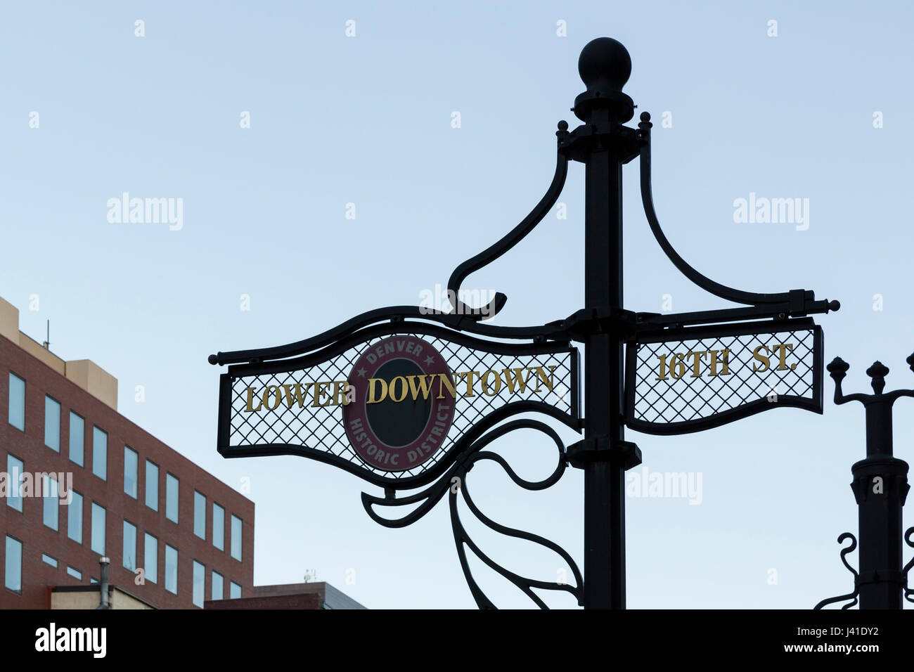 Mall detail hi-res stock photography and images - Alamy