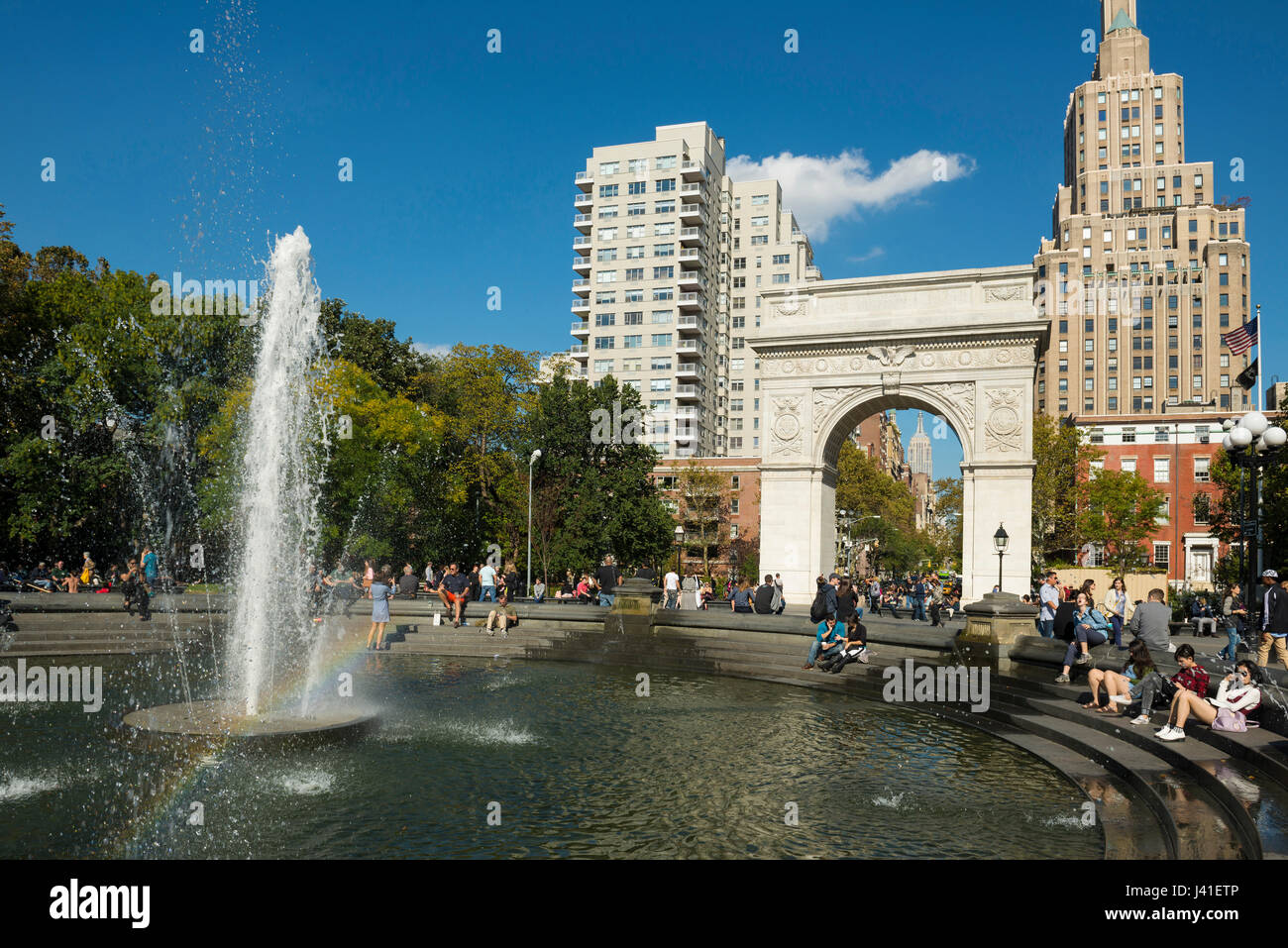 Washington square arch hi-res stock photography and images - Alamy
