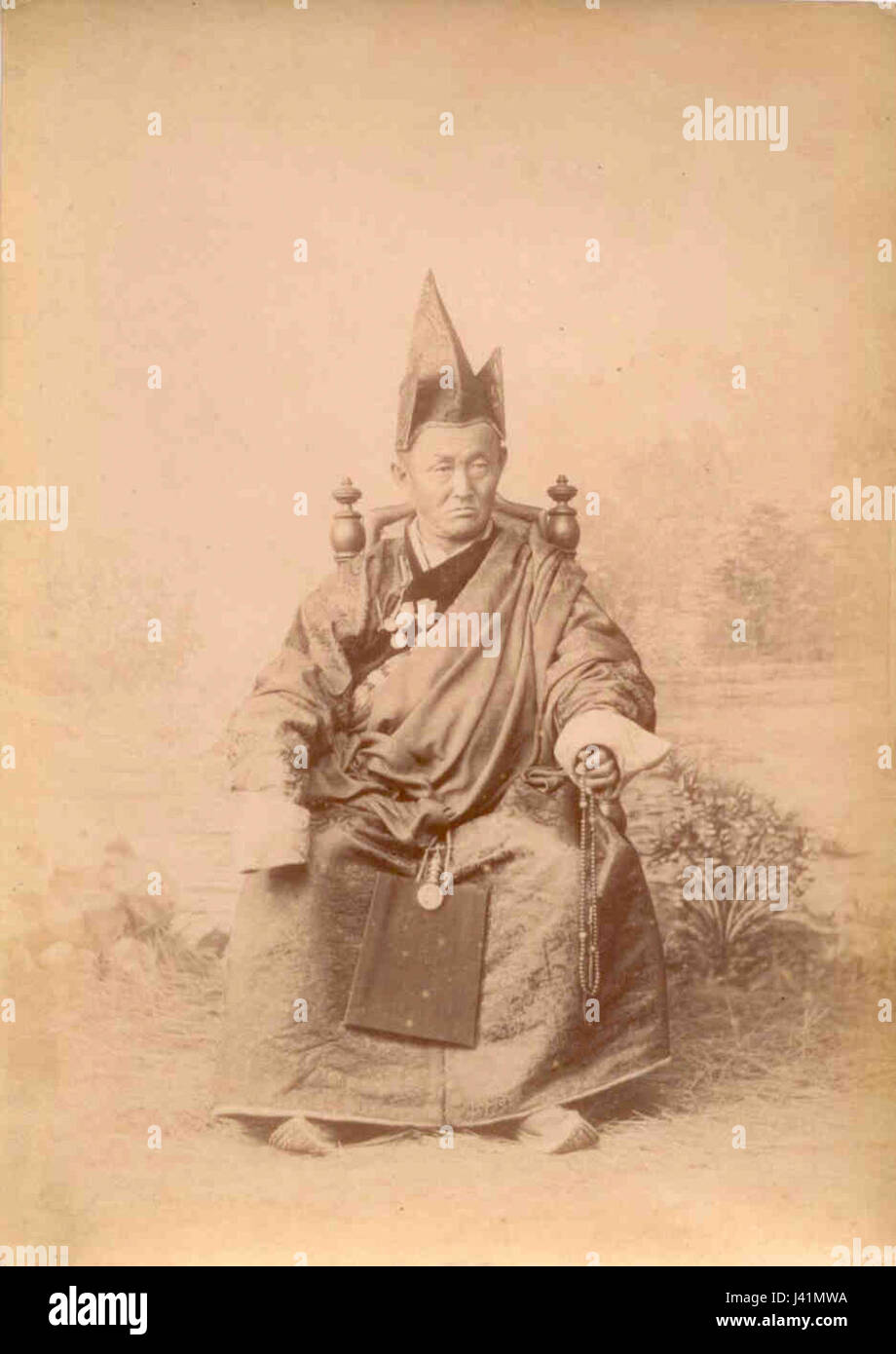 Lama hi-res stock photography and images - Alamy