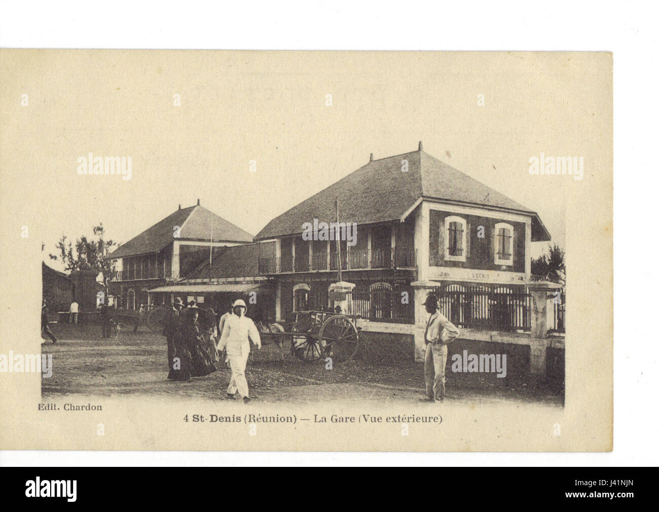 Saint Denis La Gare is a prominent station located in Saint Denis, La ...