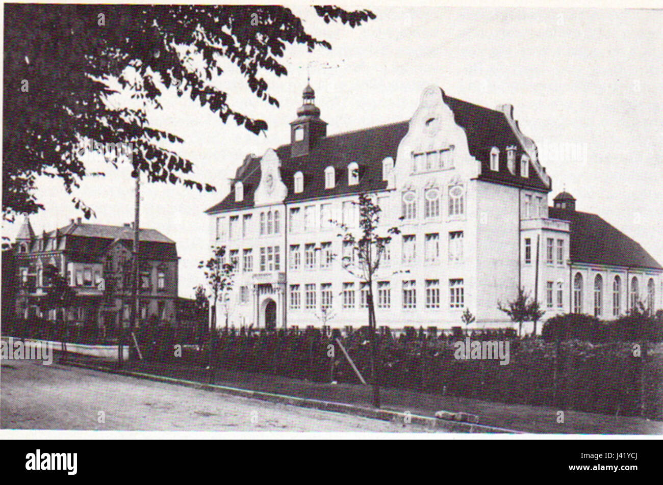 This photograph, taken in 1910, depicts the Mariengymnasium in Werl ...