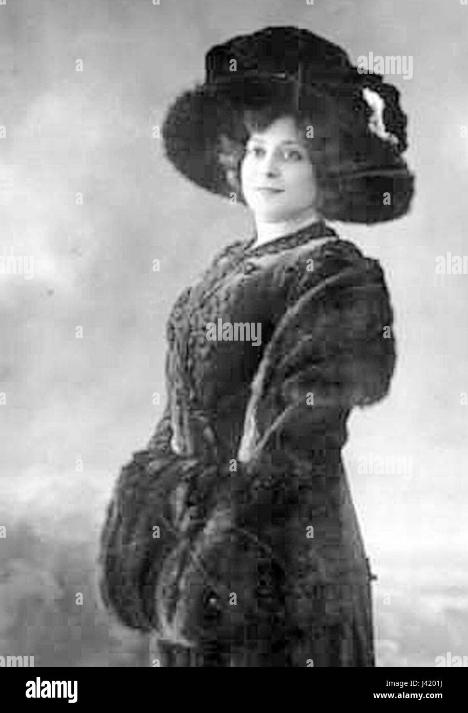 A 1910 portrait photograph of Belgian opera singer Mariette Sully ...