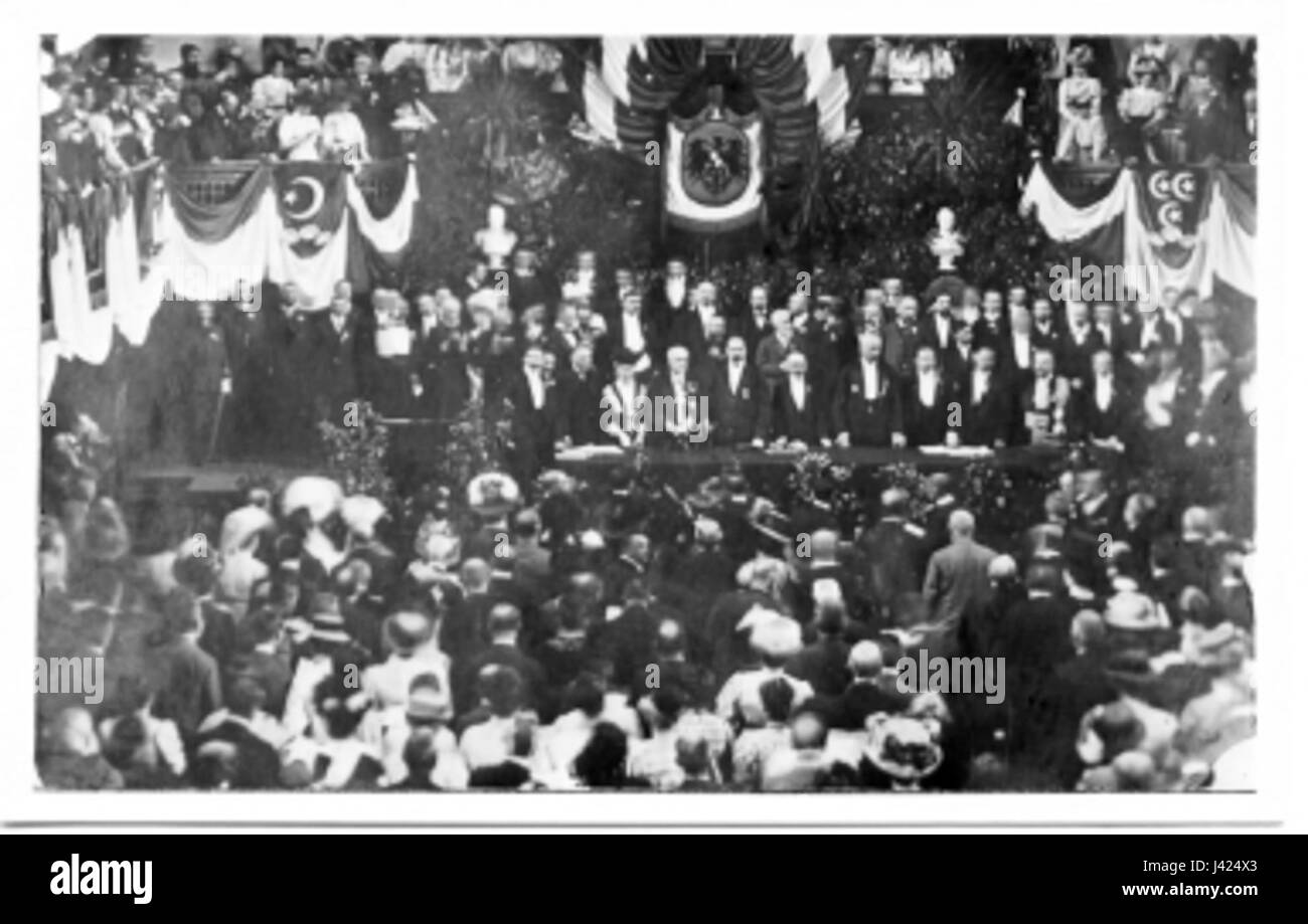 British working class 1900s hi-res stock photography and images - Alamy