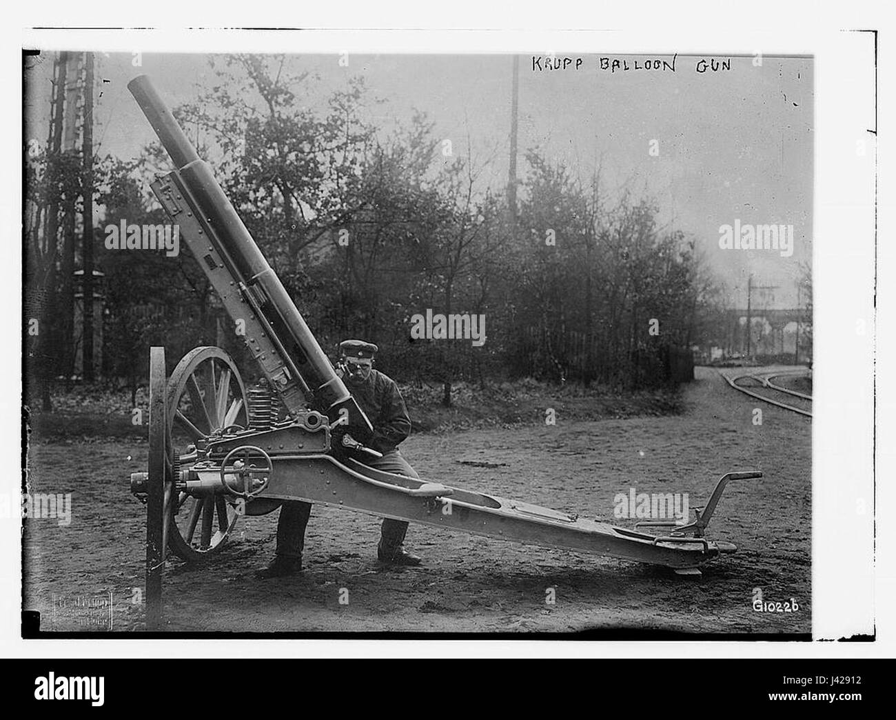 Krupp gun drawing hi-res stock photography and images - Alamy