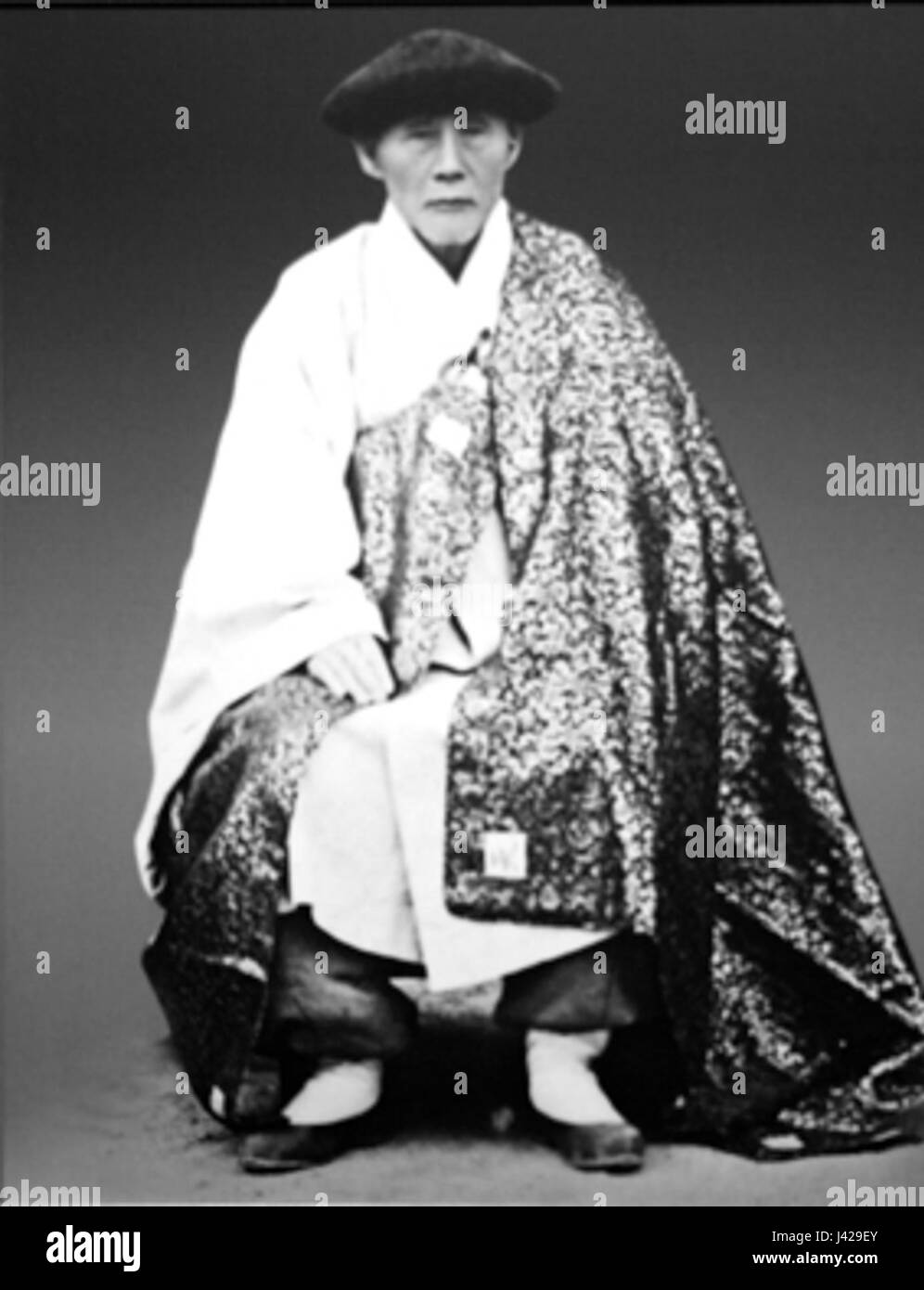 'Mangong' is a term in Filipino that refers to fishing or the act of ...