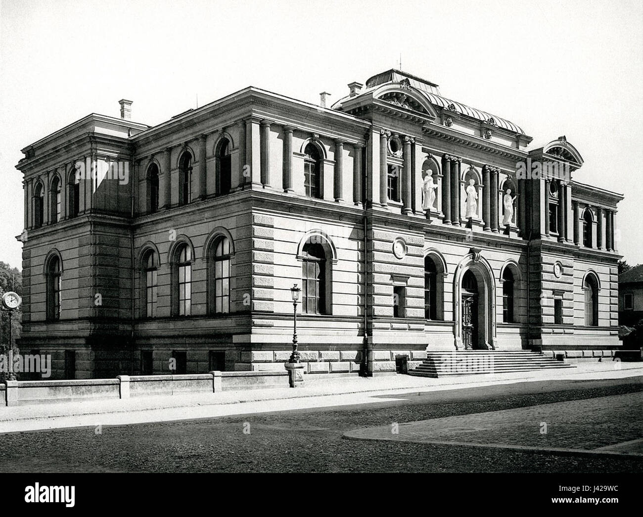 The Kunstmuseum Bern, founded in 1895, is one of Switzerland's oldest ...