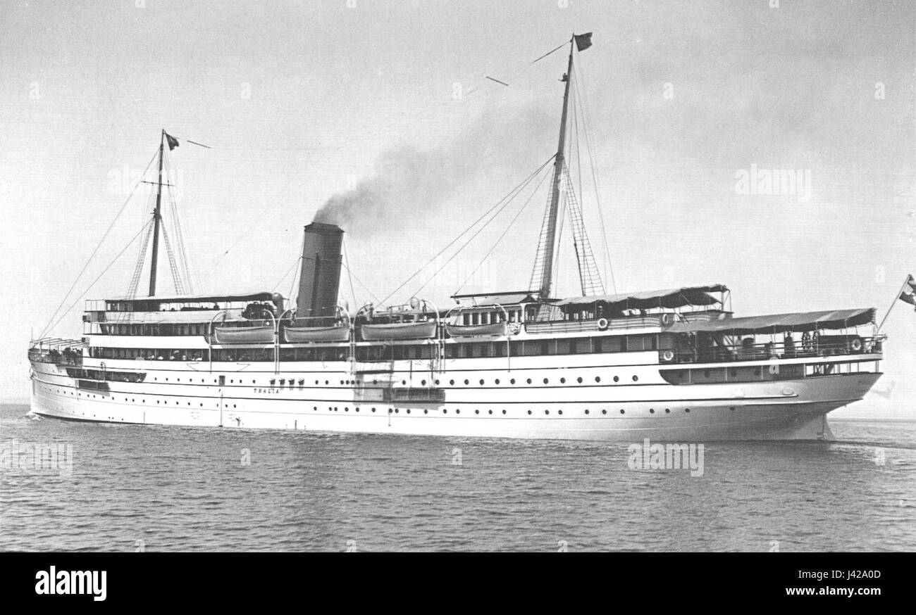 Thalia singer hi-res stock photography and images - Alamy