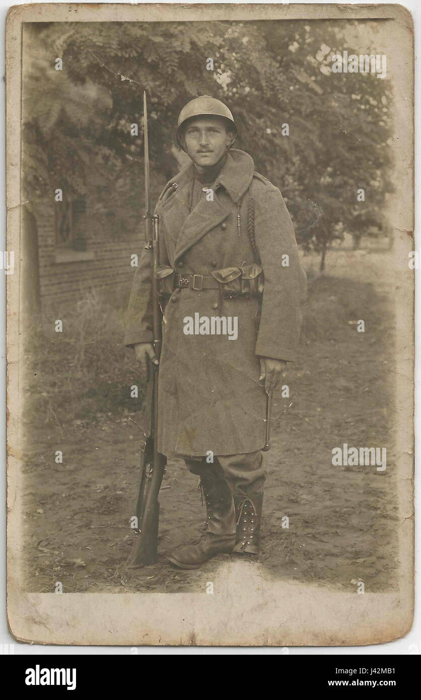 Maurice Florimond Verhaeghe served as a second-class soldier in the ...