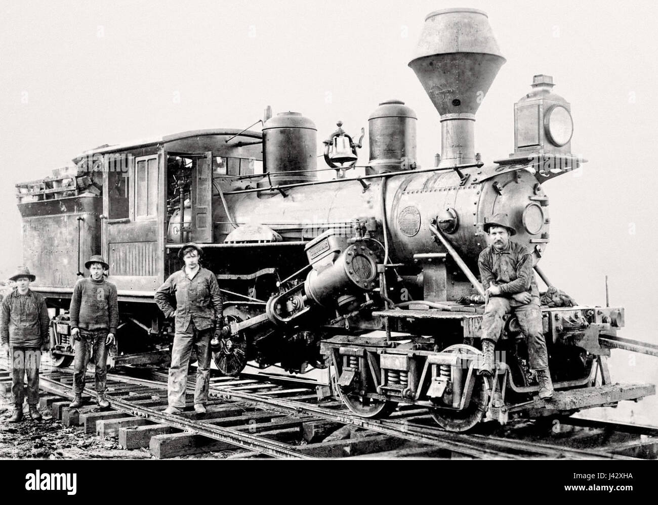 Logging locomotive and crew B Stock Photo - Alamy