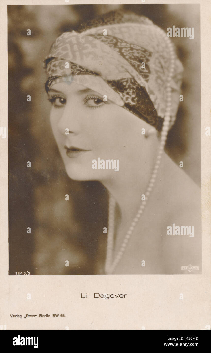 Lil Dagover 1840 3 Ross Verlag 1928 Stock Photo - Alamy