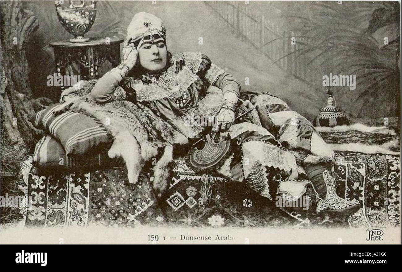 Kuchek Hanem 19th century dancer 02 Stock Photo - Alamy