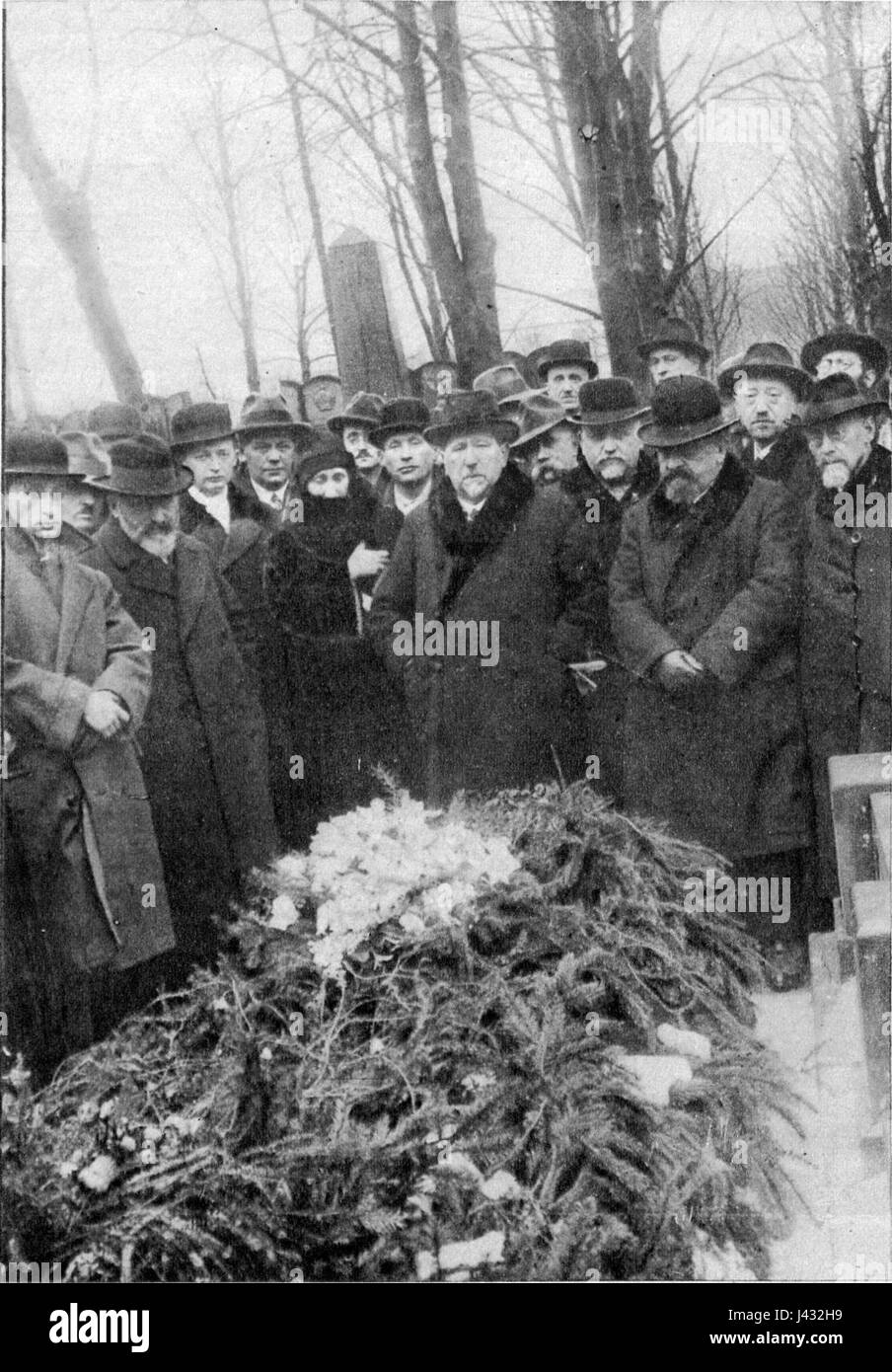 The New Jewish Cemetery in Lviv (formerly Lwow) is an important ...