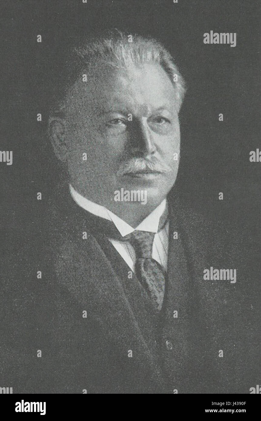 German jewish figure hi-res stock photography and images - Alamy