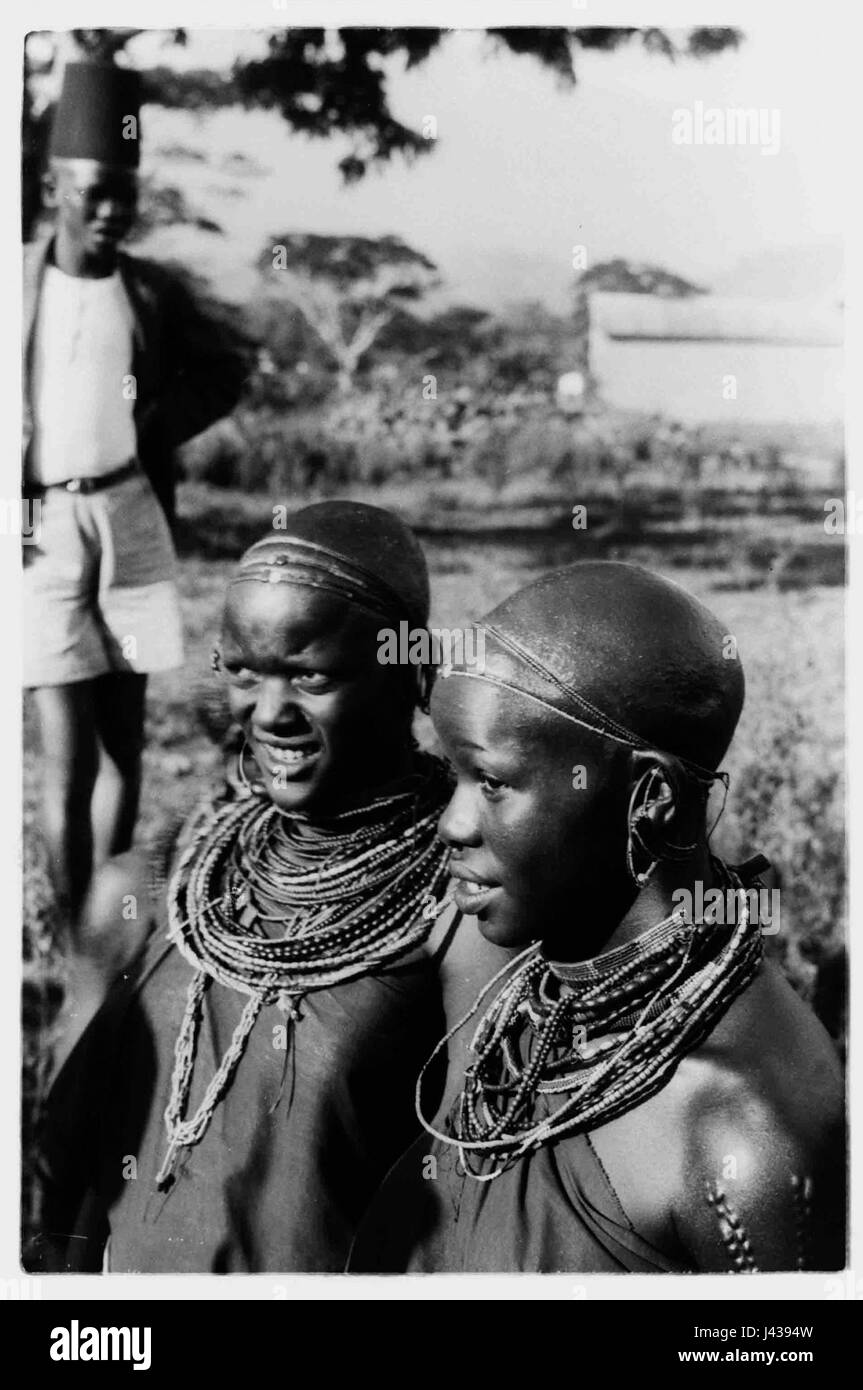 Massai art hi-res stock photography and images - Alamy
