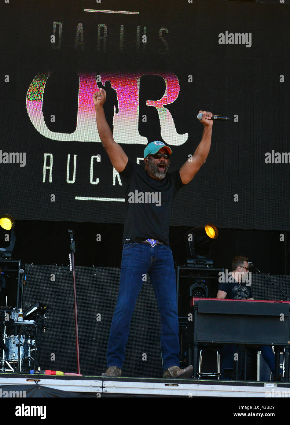 Darius Rucker performs during the Rock the Ocean's Tortuga Music ...