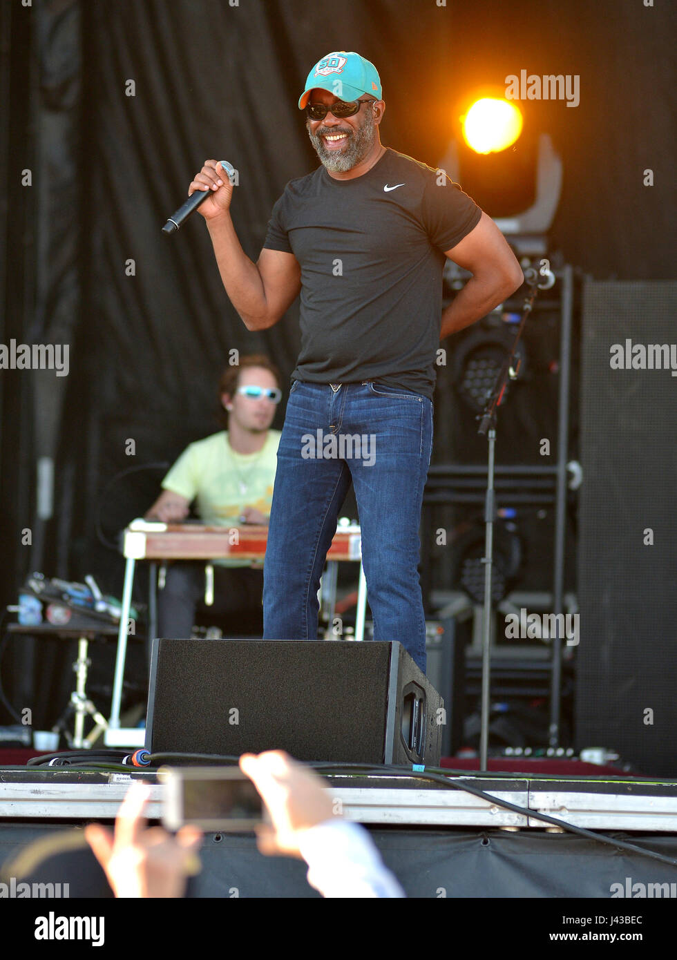 Darius Rucker performs during the Rock the Ocean's Tortuga Music ...