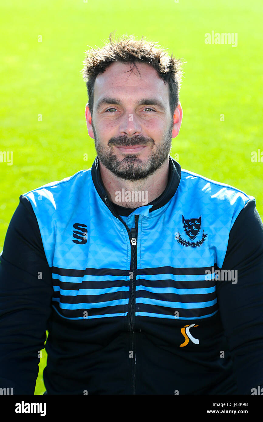 Batting head shot hi-res stock photography and images - Alamy