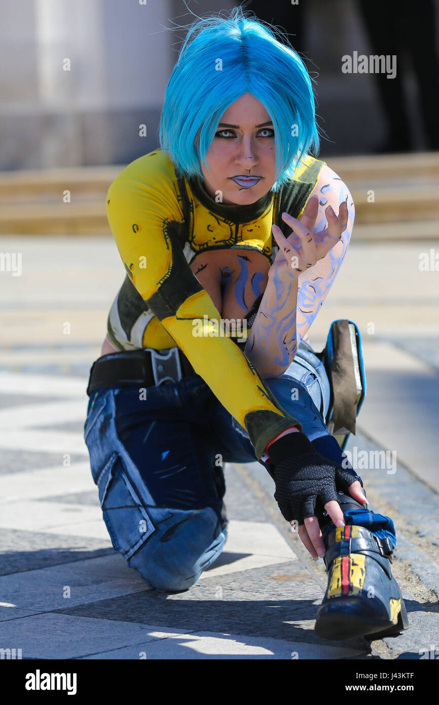 Hundreds of games characters including video games-inspired cosplayers ...