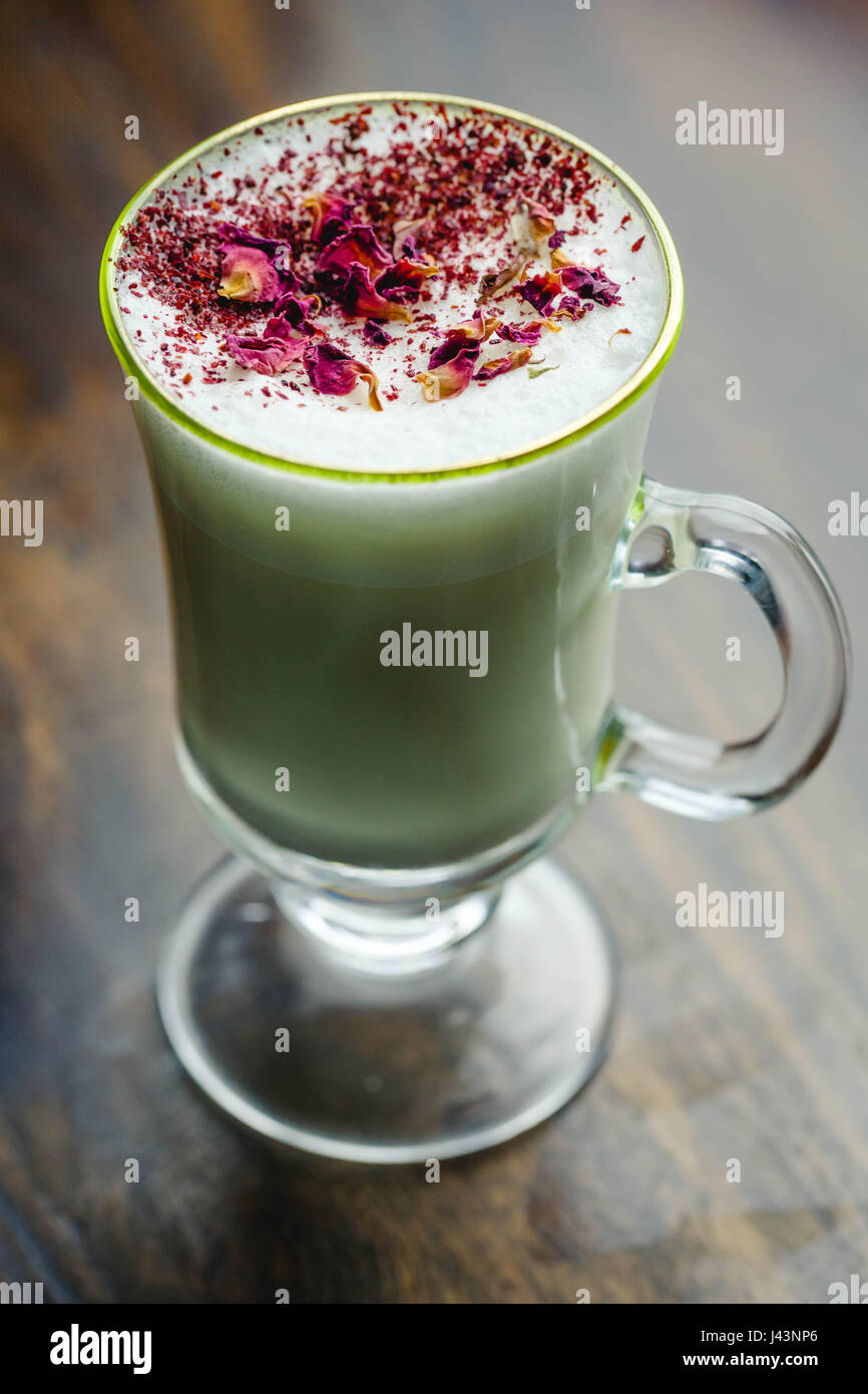 Rose matcha green tea latte Stock Photo - Alamy