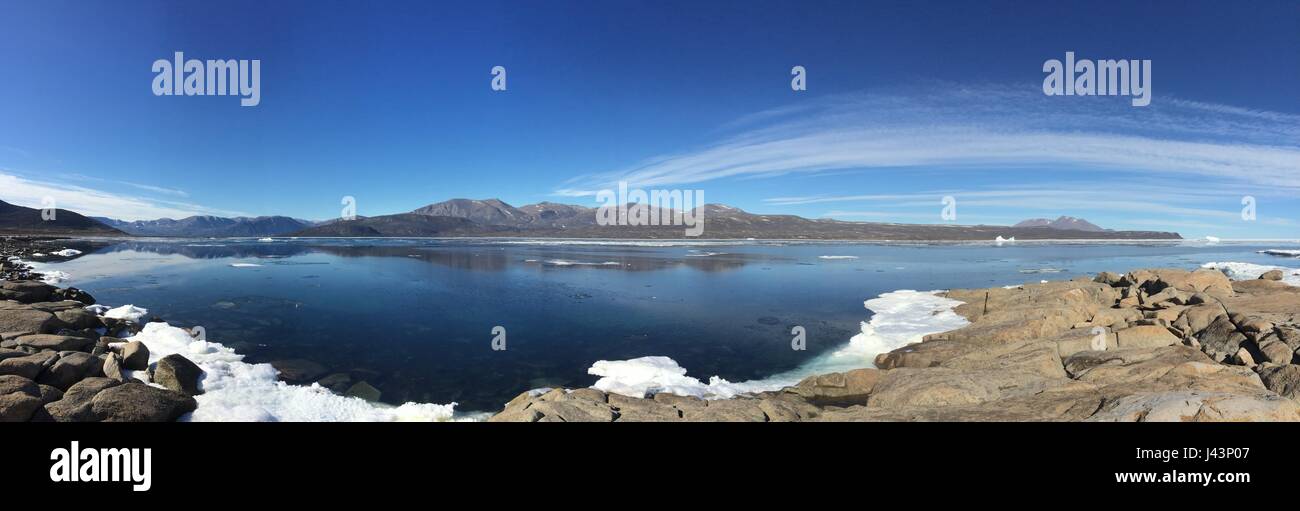 Inuit landscape hi-res stock photography and images - Alamy