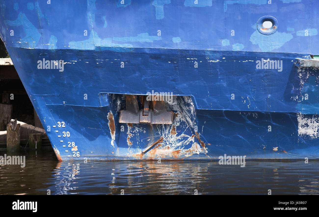 Blue bow ship hi-res stock photography and images - Alamy