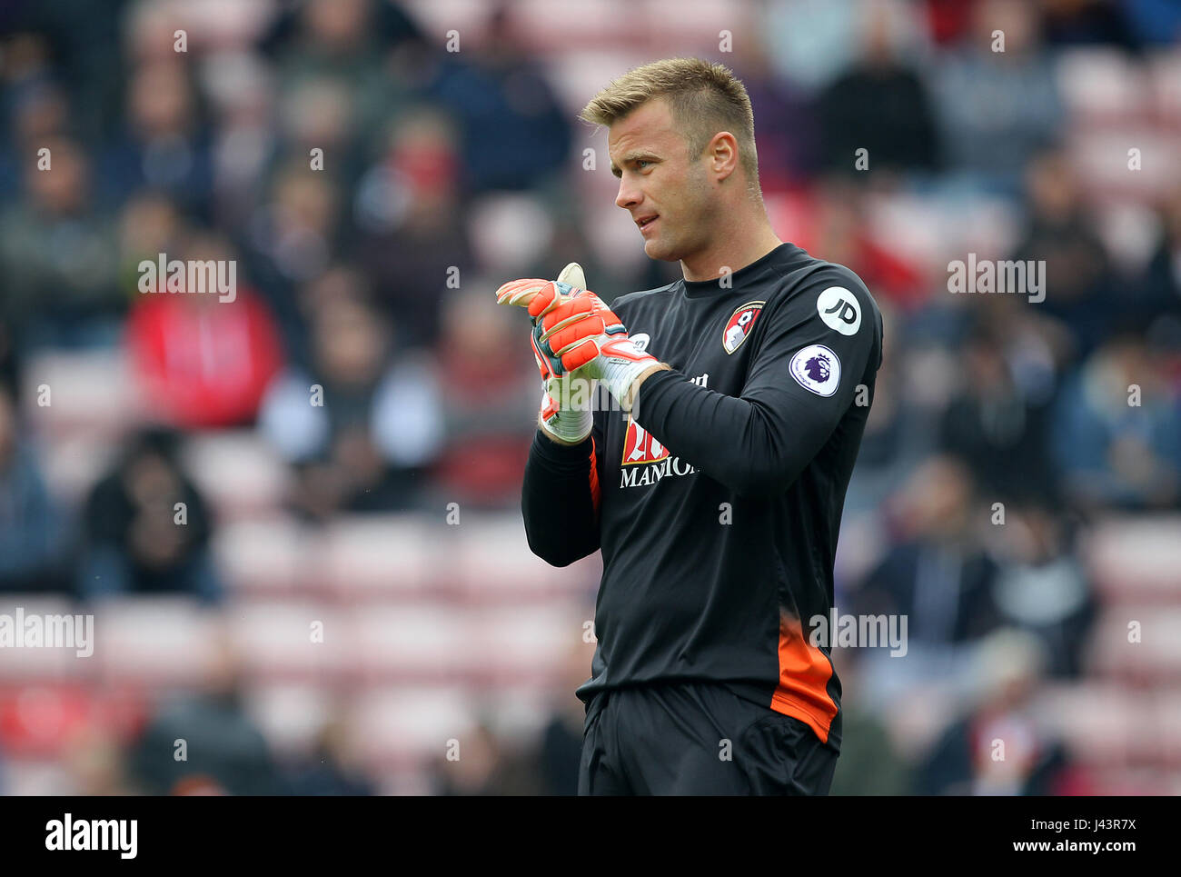 AFC Bournemouth goalkeeper Artur Boruc Stock Photo - Alamy