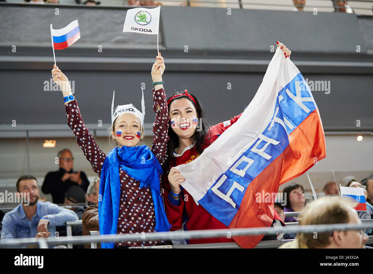 Russian and german young pretty woman, girl, attractive, smiling ...