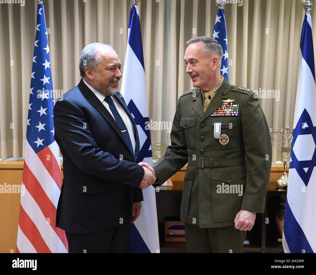 Joseph lieberman hi-res stock photography and images - Alamy