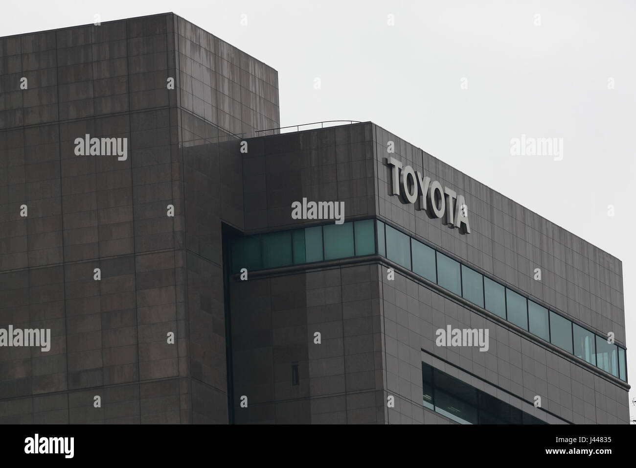 Toyota signboard hi-res stock photography and images - Alamy