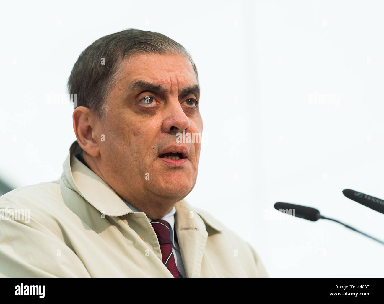 Hamburg, Germany. 10th May, 2017. Romani Rose, chairman of the Central ...