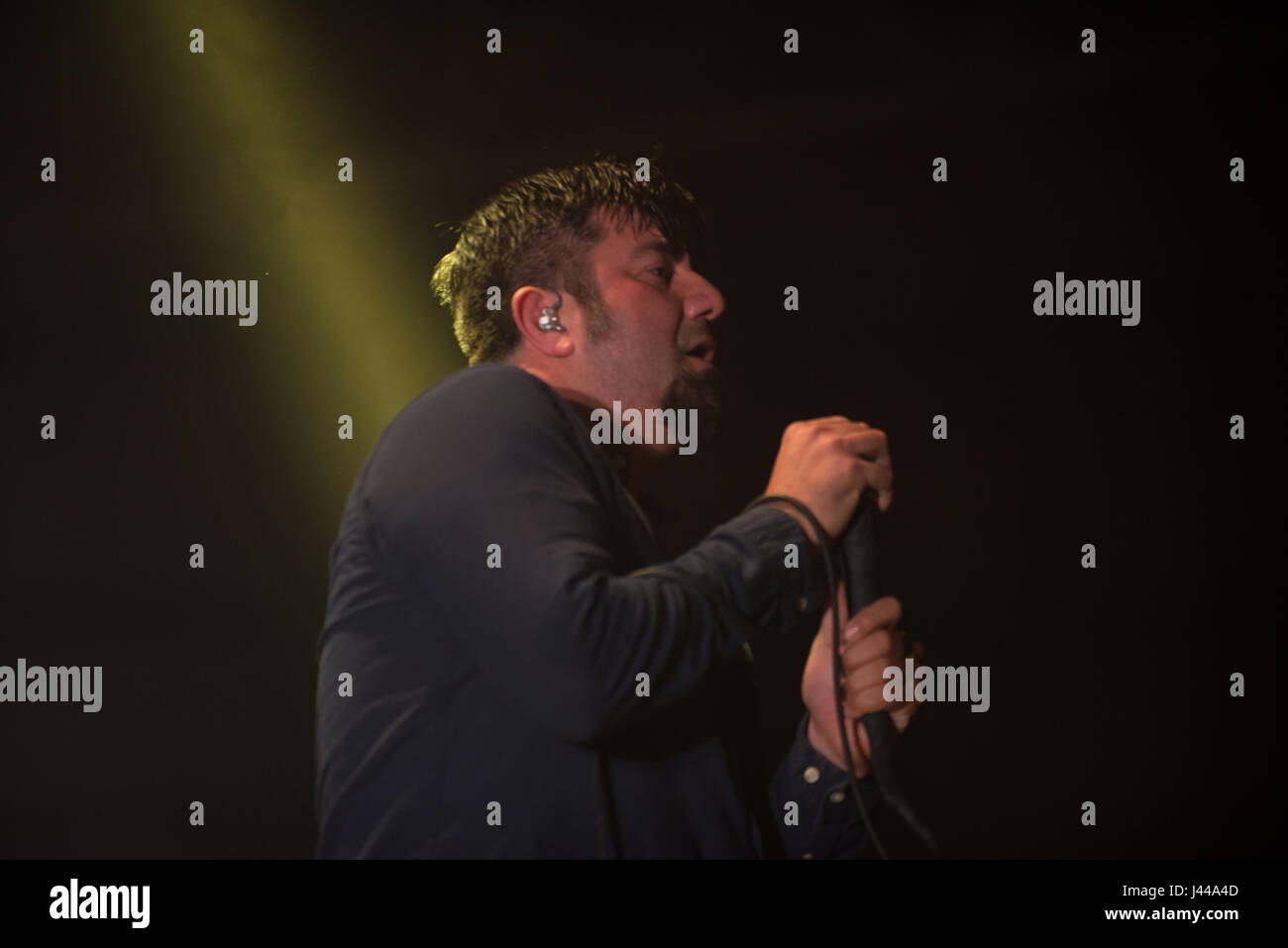 Deftones band on stage hi-res stock photography and images - Alamy