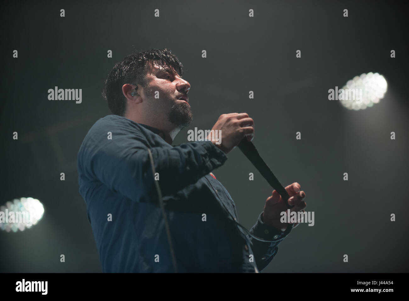 Deftones band on stage hi-res stock photography and images - Alamy